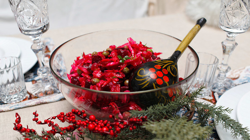 12 dishes on the Russian New Year table - Russia Beyond