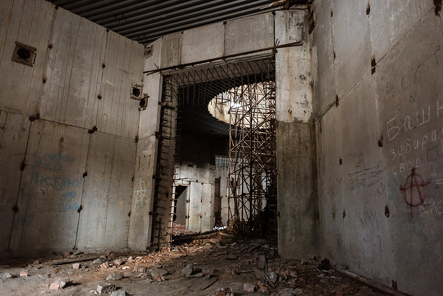 Why is a TV tower in the Urals famously called the Tower of Death ...