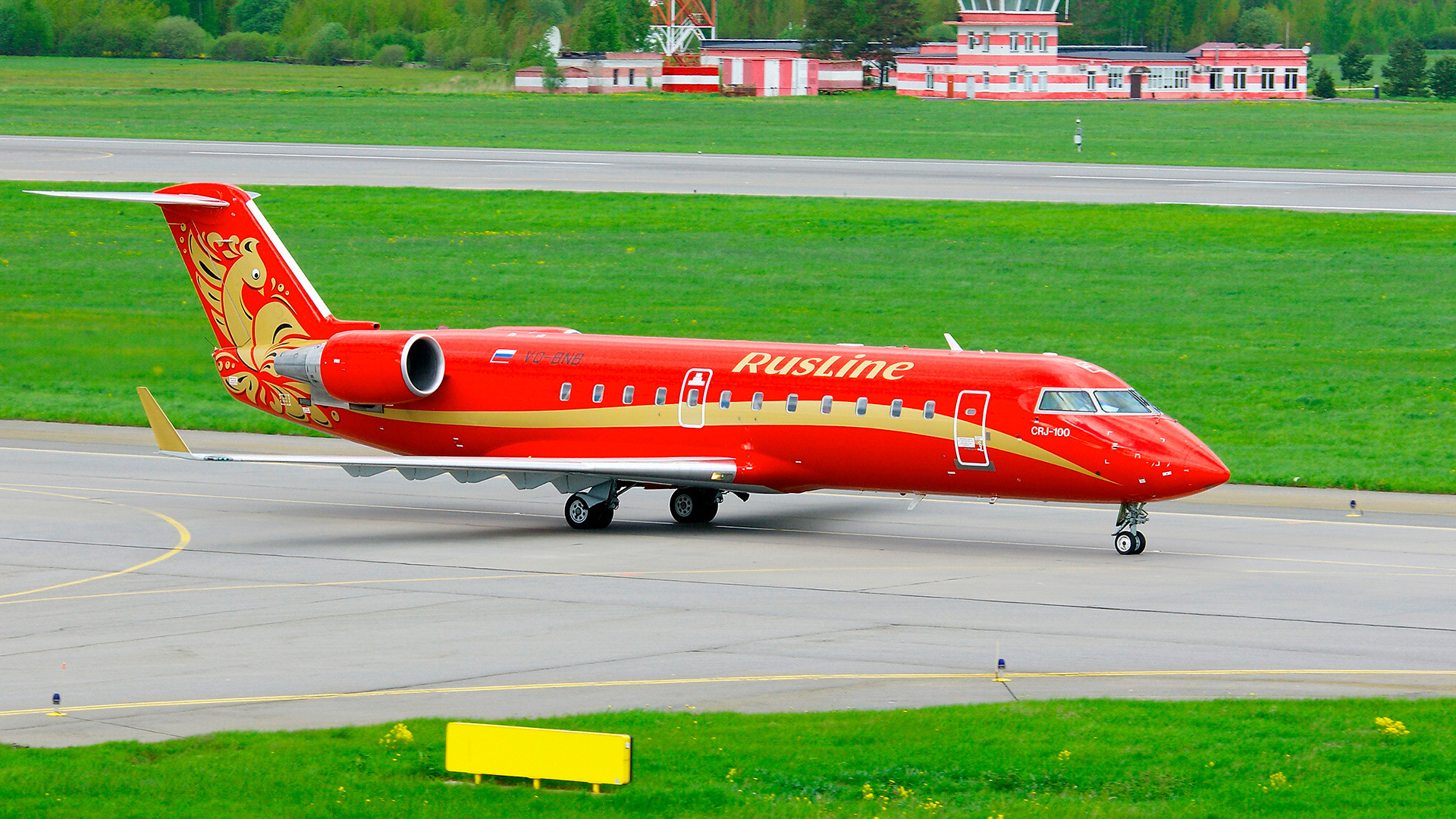 Fliegende Kunstwerke: Womit russische Airlines ihre Flugzeuge verzieren ...