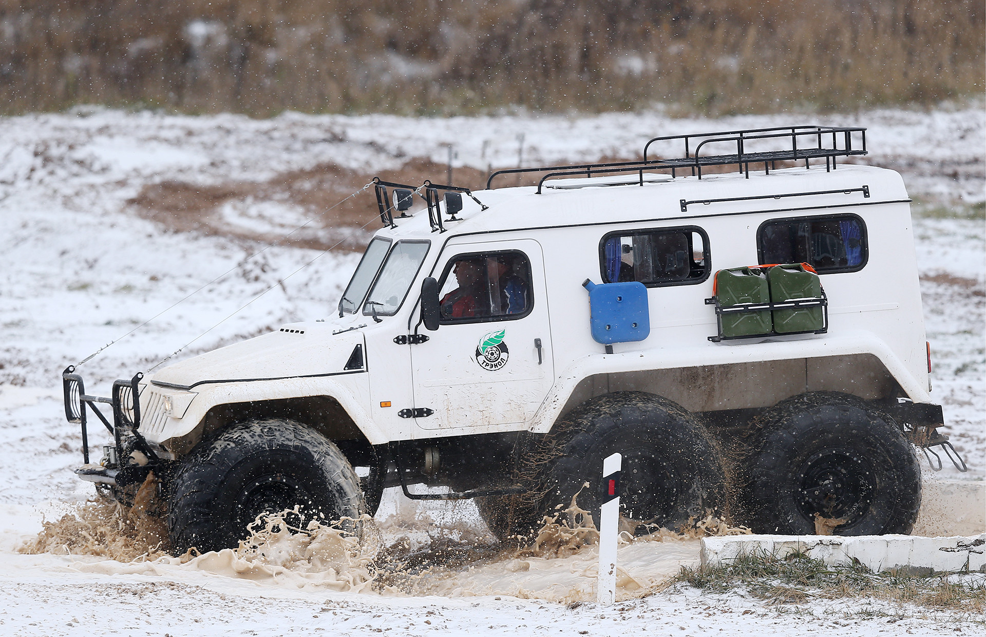 Top 10 weapons the Russian Army deploys in the Arctic - Russia Beyond