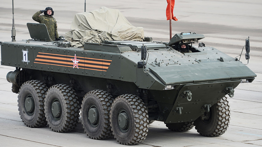 Russia is developing the first amphibious tank with wheels - Russia Beyond