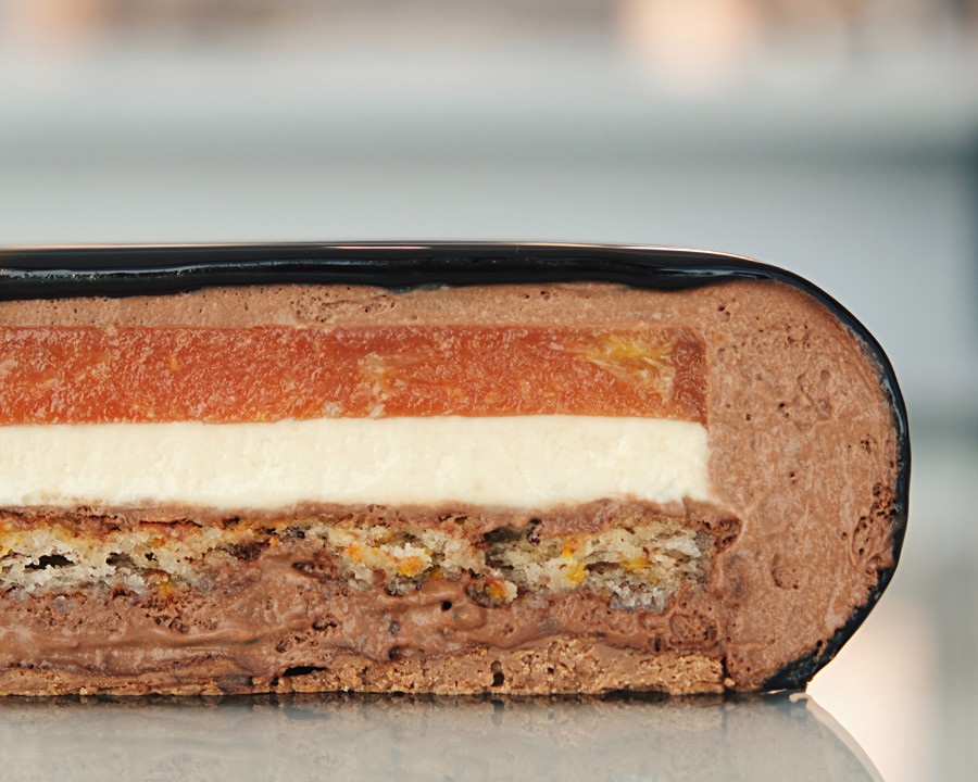 Too beautiful to eat: How Russia’s ‘cosmic’ cakes are conquering ...