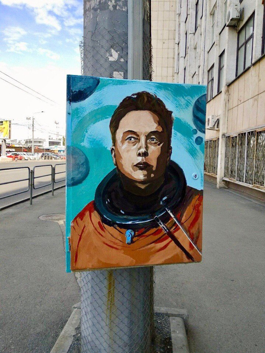 Obra de arte mostrando a Elon Musk aparece en la ciudad rusa de ... Obra de arte mostrando a Elon Musk aparece en la ciudad rusa de ...