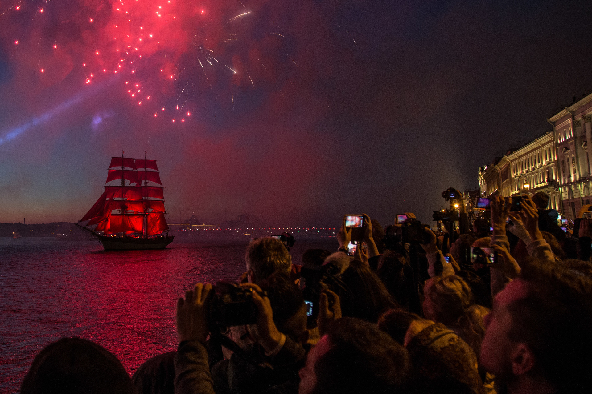 School’s out! How to celebrate prom the Russian way in St. Petersburg ...