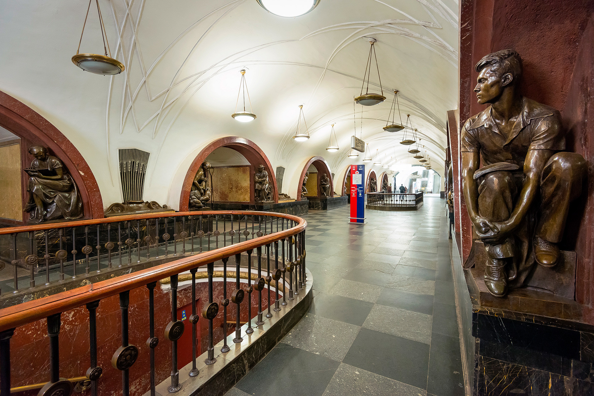 Metro di Mosca, le dieci stazioni più belle - Russia Beyond - Italia