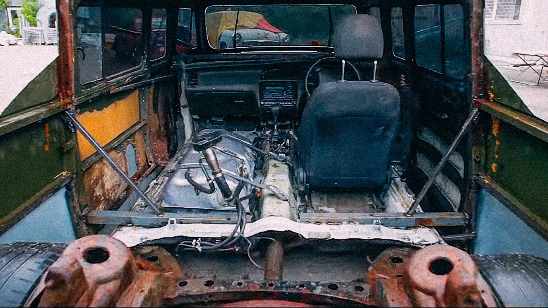 Watch this Russian piece of junk transform into the van of your dreams ...
