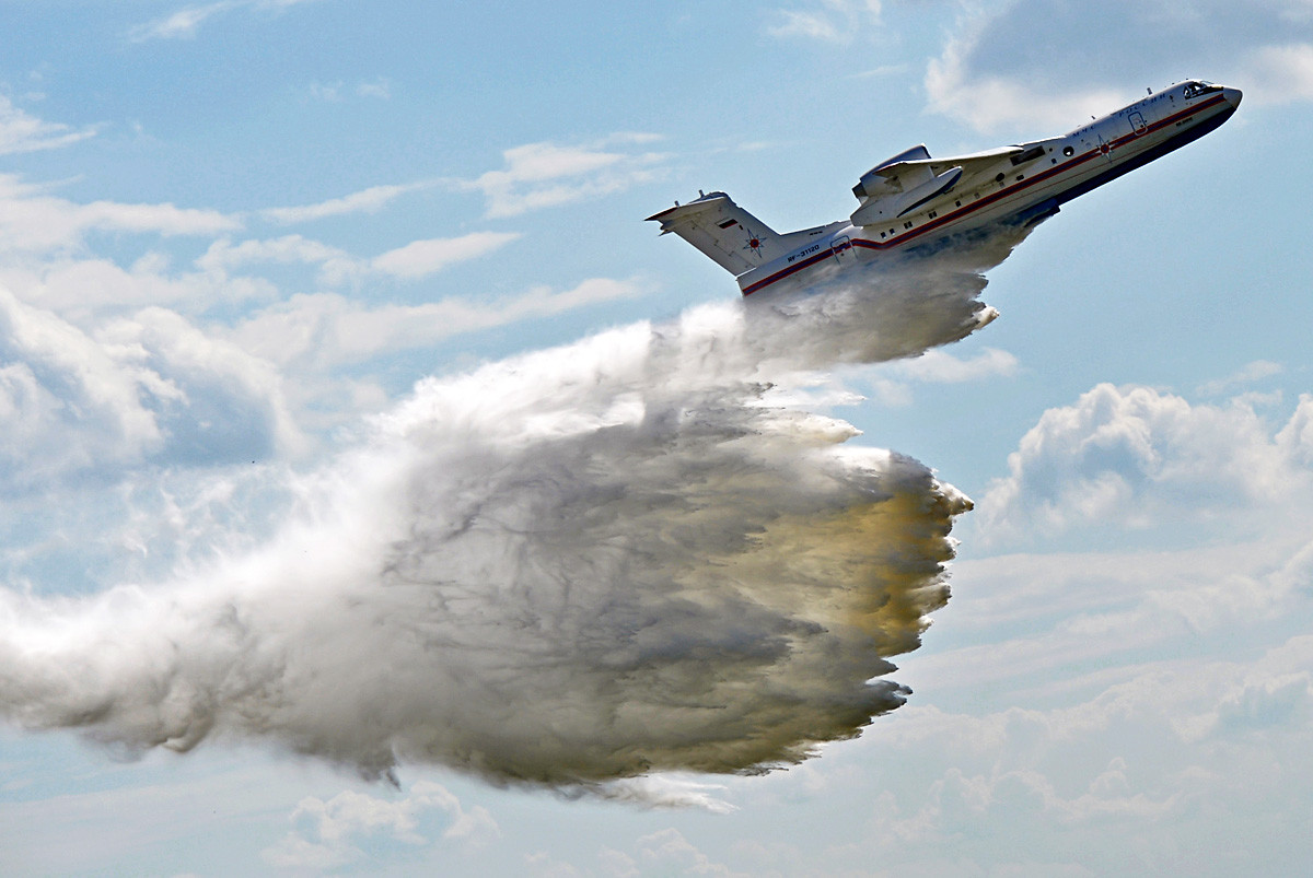 Why Russia’s army still uses old Soviet seaplanes - Russia Beyond