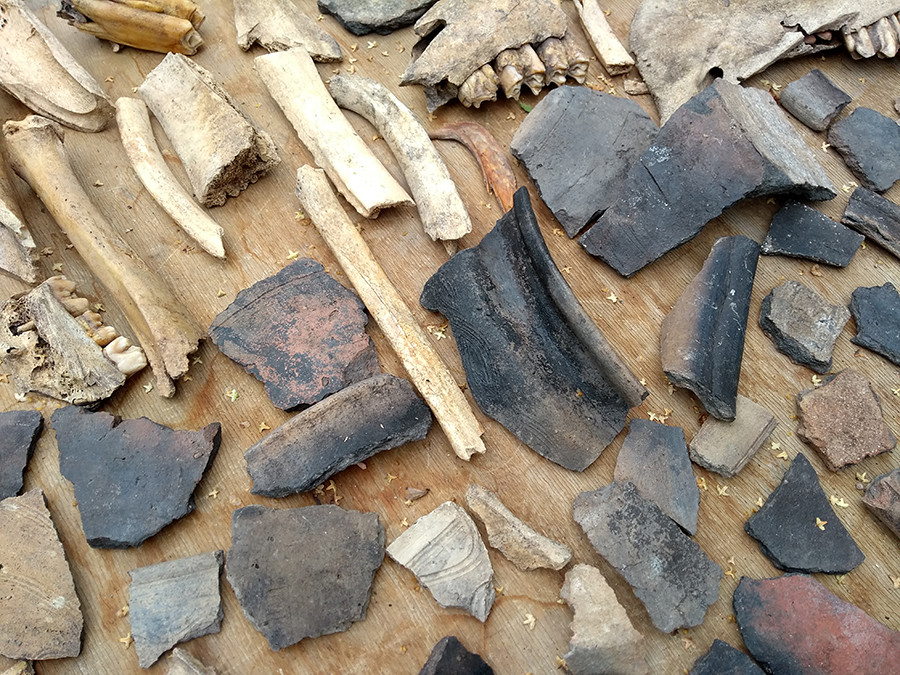 Digging up the crazy rites of Russian archaeologists - Russia Beyond