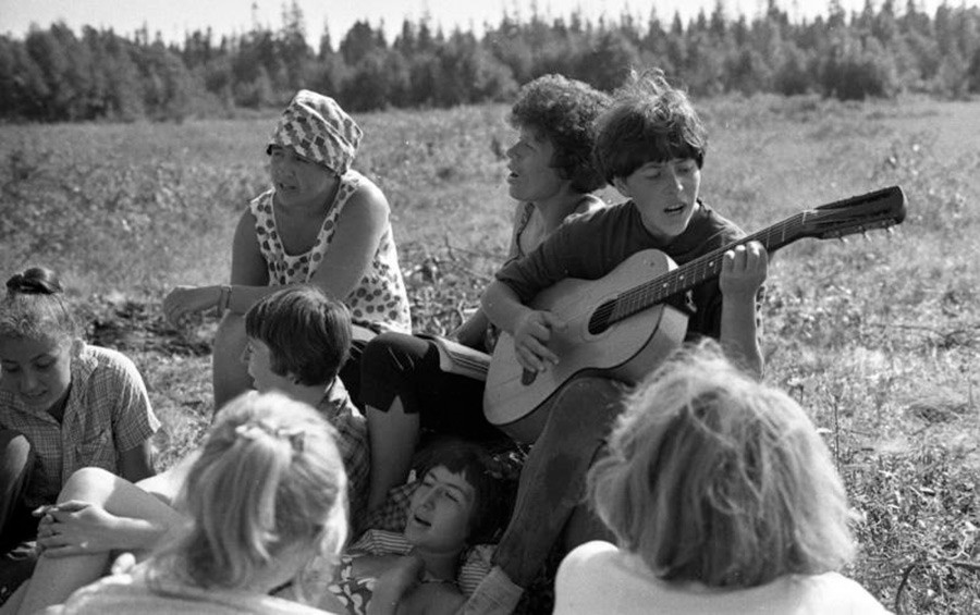 13 photos that prove Soviet youth knew how to have fun - Russia Beyond