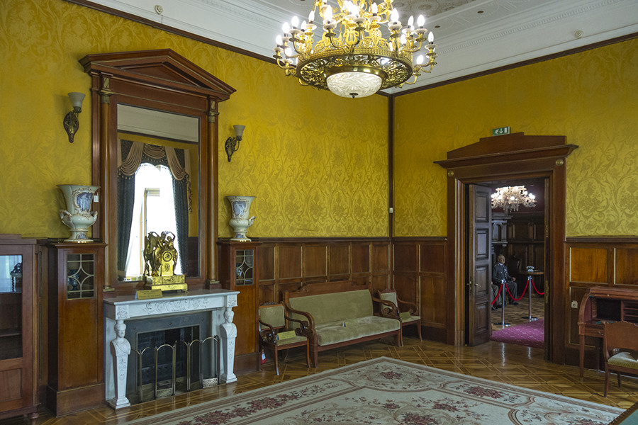 Peter I’s cottage to Gorbachev’s lavish dacha: Russian leaders ...