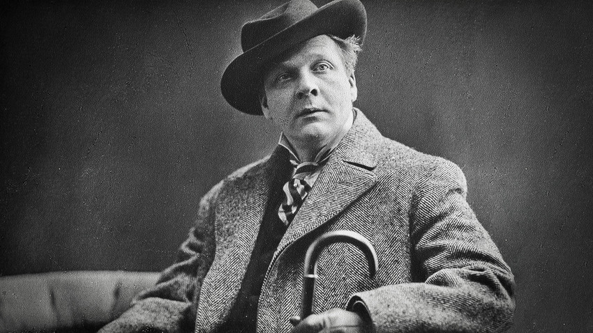 ‘Huge and loud’: 4 facts about Russia’s most famous singer - Russia Beyond