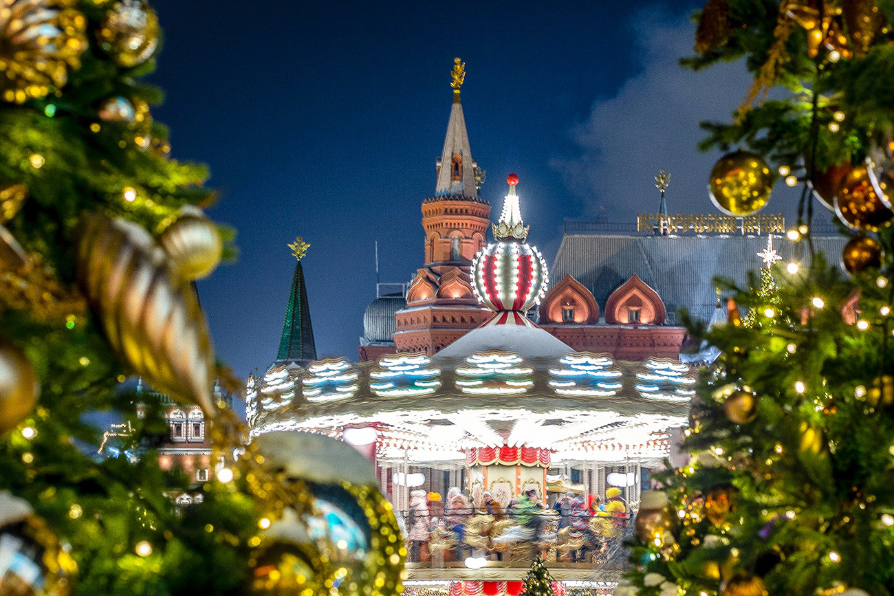 Las calles de Moscú se llenan de luces para celebrar Navidad y Año ...