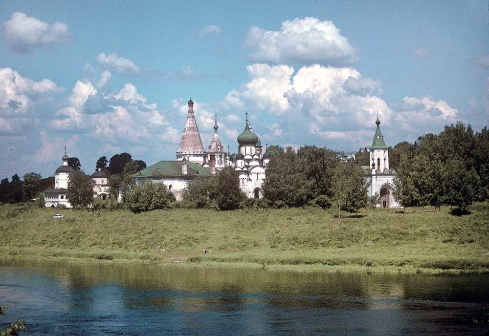 Staritsa and the Dormition Monastery: Ghosts from the time of Ivan the ...