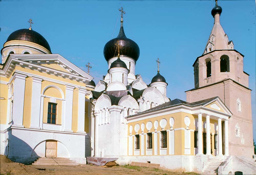 Staritsa and the Dormition Monastery: Ghosts from the time of Ivan the ...