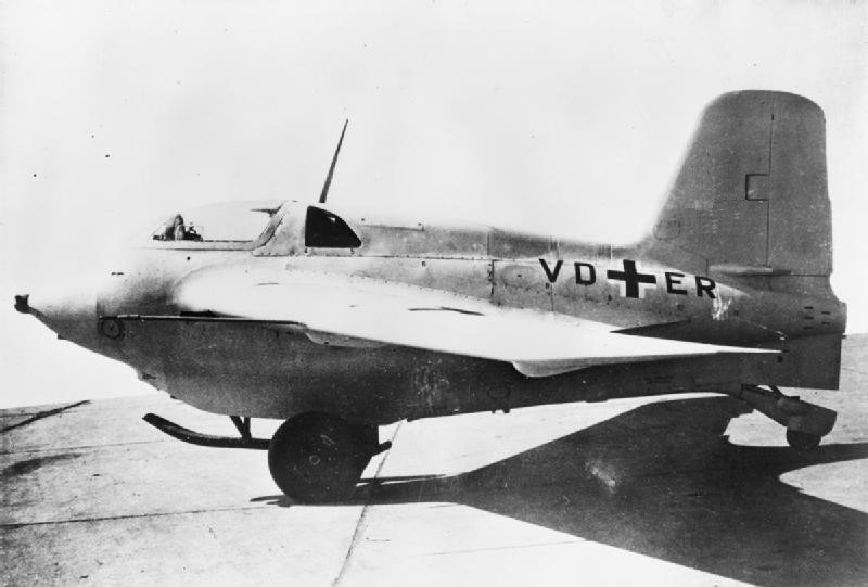 3 aeronaves secretas de Hitler capturadas pelo exército soviético ...