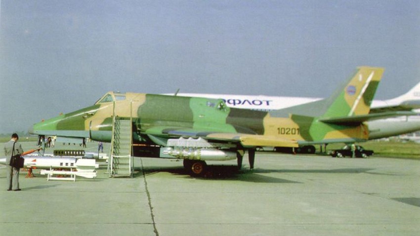 Tecnología olvidada: Il-102, el ‘Sturmovik’ ochentero que nunca llegó a ...