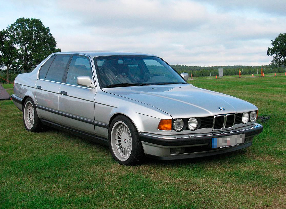 10 Favorite Cars Of The Russian Mafia Russia Beyond