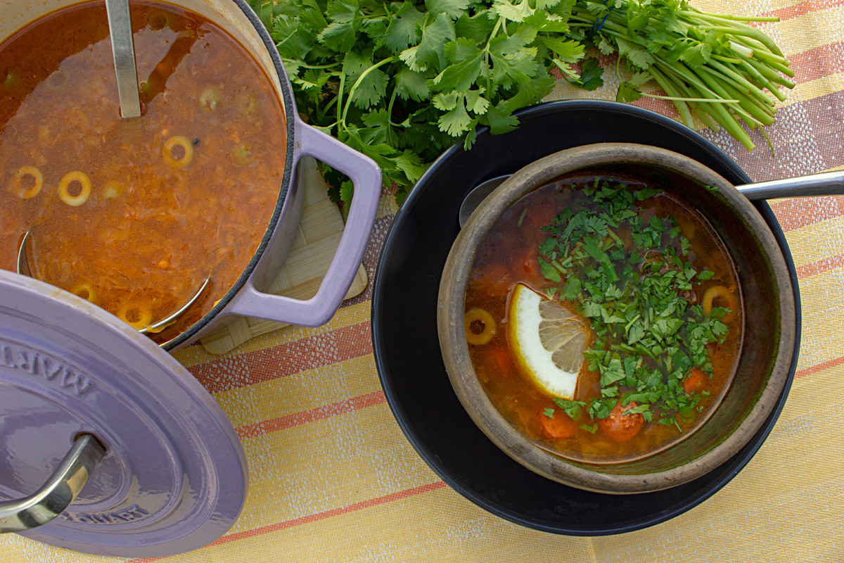 Recette de la solianka, soupe villageoise russe et meilleur remède ...