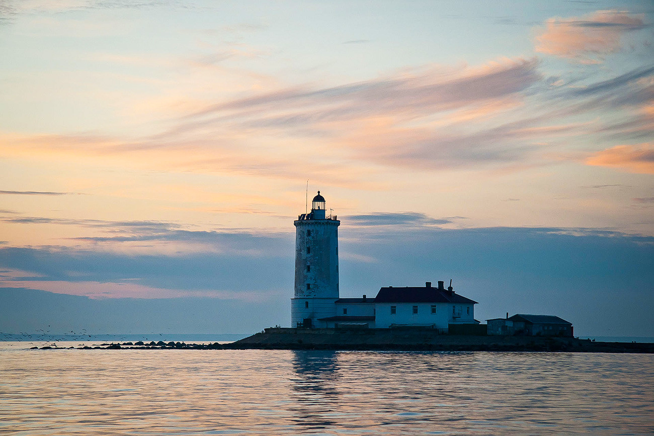 Shining bright in the darkness: Russia’s top 7 lighthouses - Russia Beyond