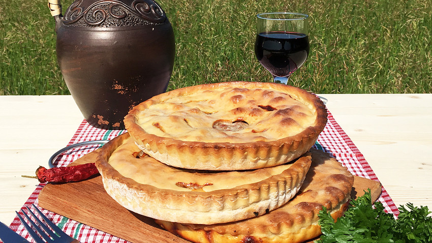 How to cook an Ossetian meat pie that Russians are crazy about - Russia ...