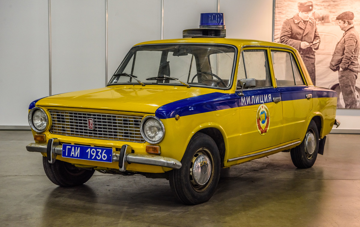 15 russische Polizeifahrzeuge zur Verbrechensbekämpfung (BILDER ...