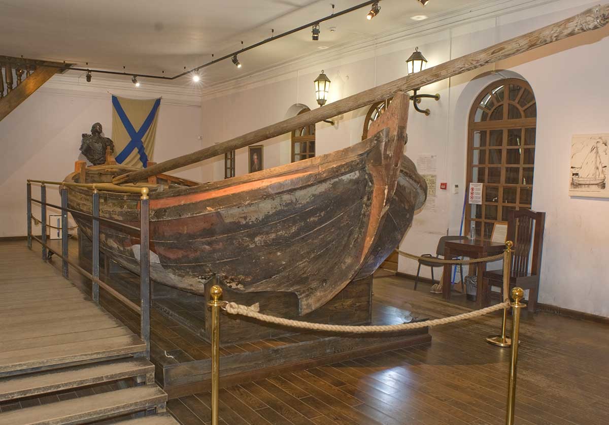 Peter the Great and his boat that launched the Russian fleet - Russia ...