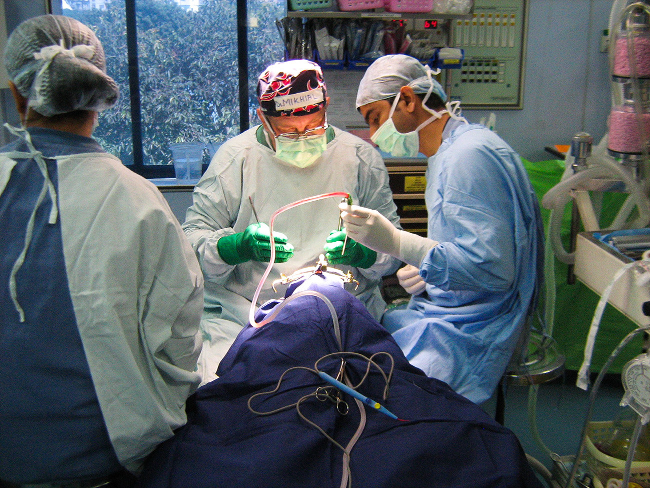 Operation Smile: Ein sibirischer Chirurg verhilft Kindern weltweit zu ... Operation Smile: Ein sibirischer Chirurg verhilft Kindern weltweit zu ...