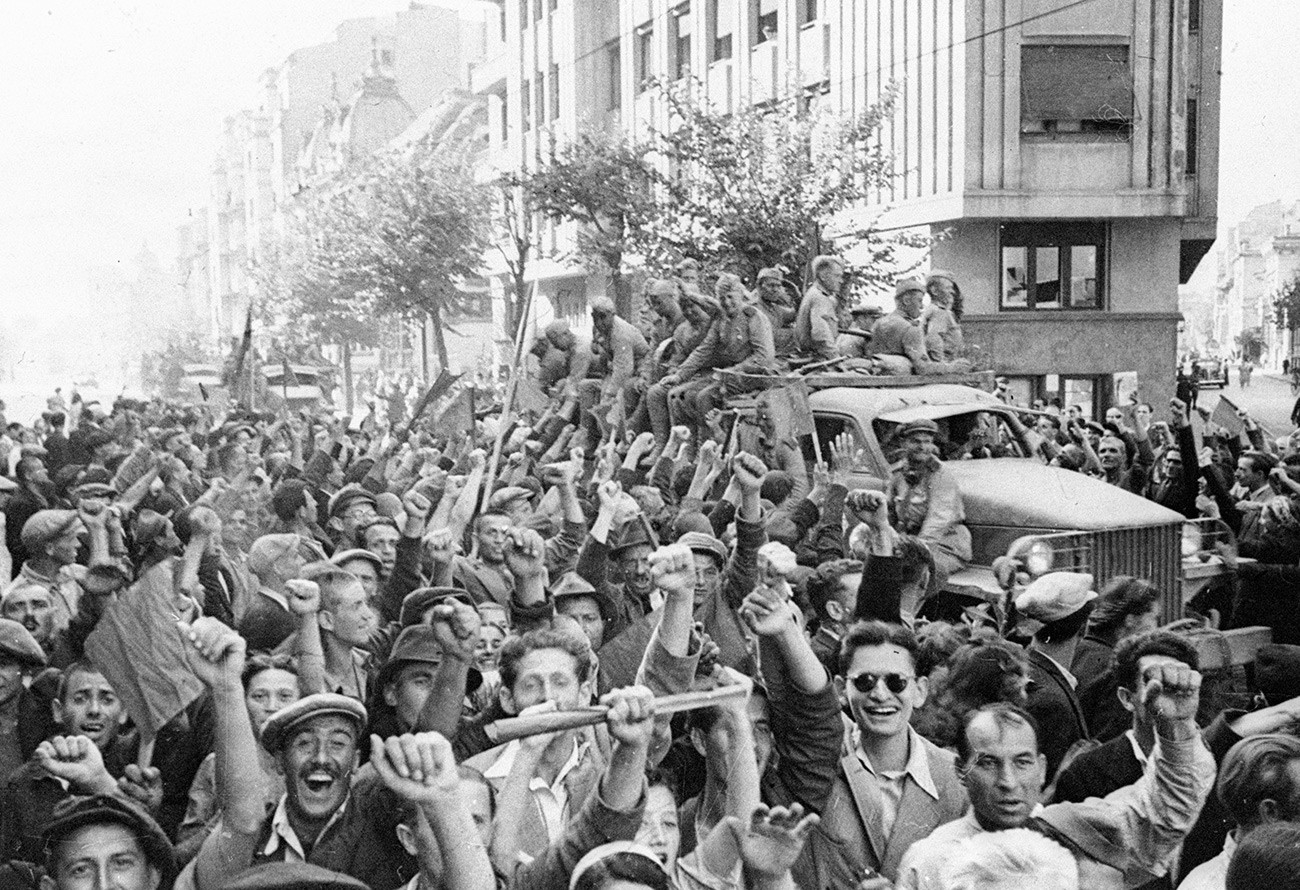 Bagaimana Tentara Merah Membebaskan Kota-Kota Eropa Selama Perang Dunia ...