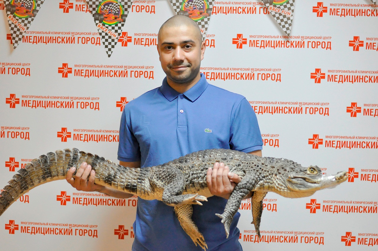 These Russians share their homes with dangerous animals (PHOTOS ...