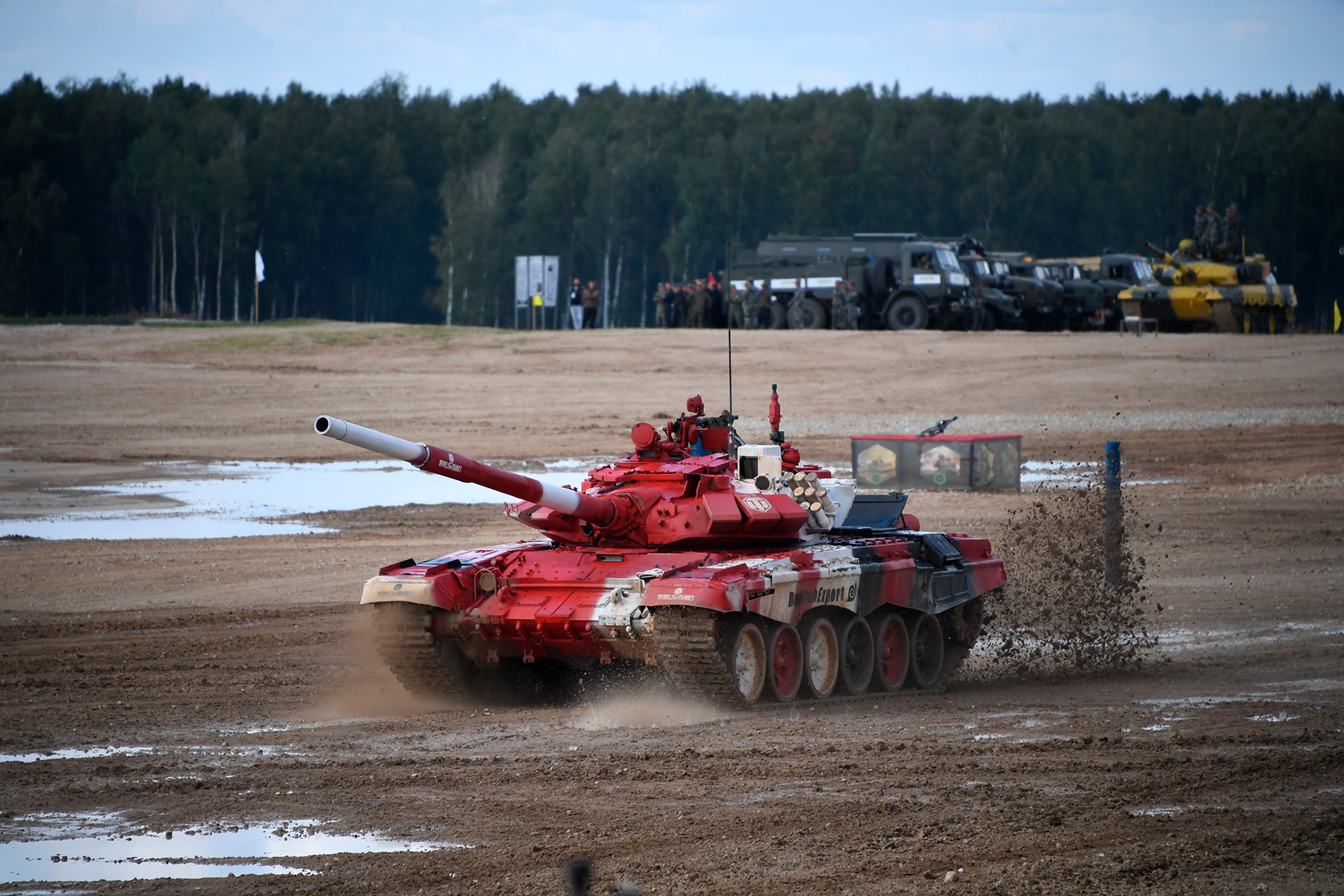 Le premier équipage russe de char 100% féminin révélé aux Army Games ...