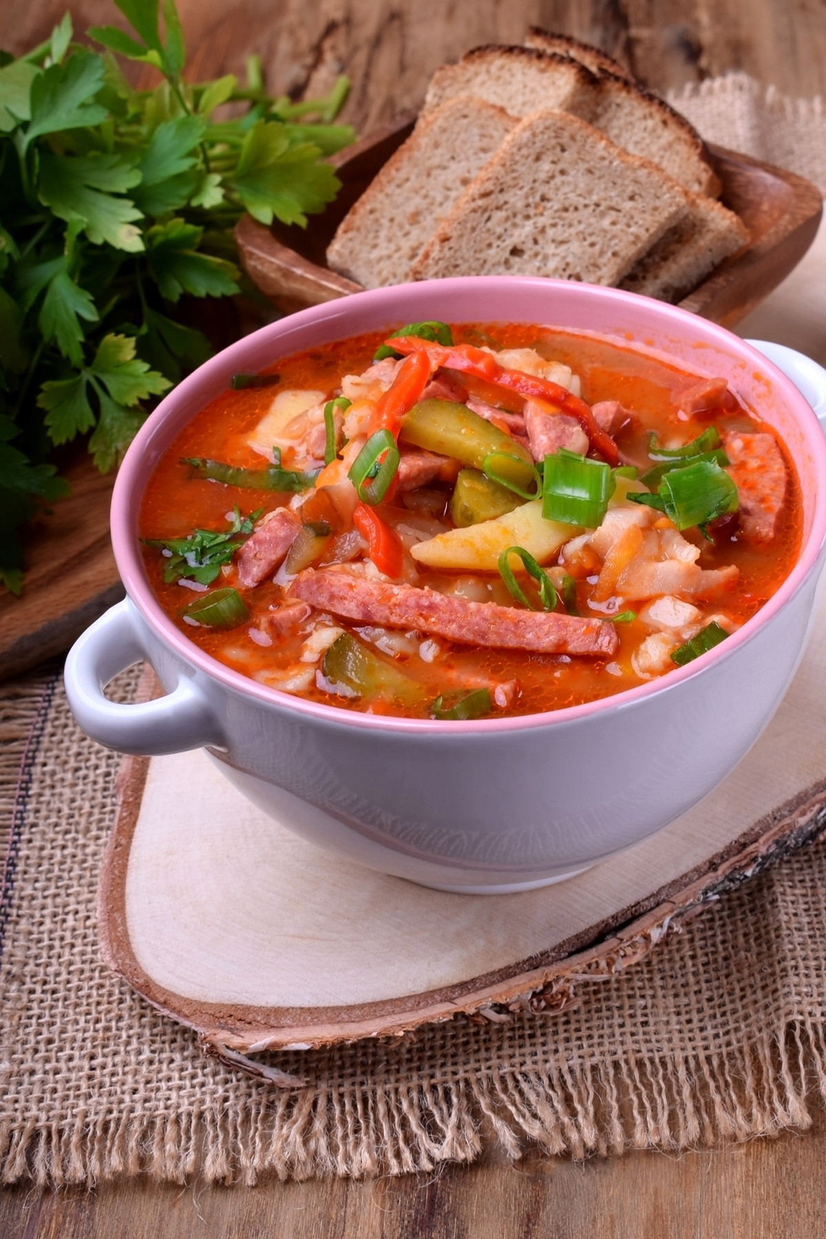 Jenseits von Pelmeni und Borschtsch: Sieben bekannte Moskauer Speisen ...