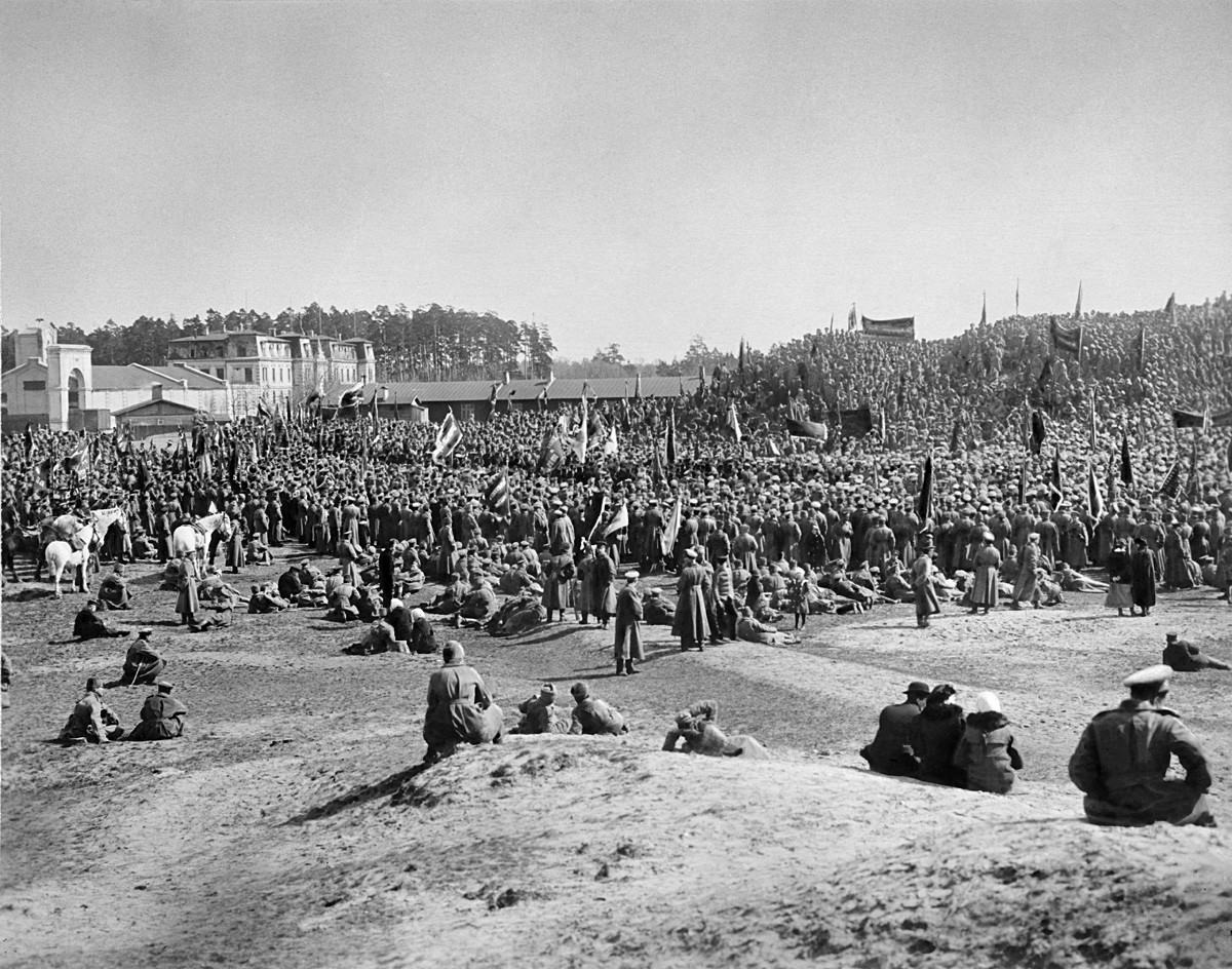 How Latvians defended communism in Russia - Russia Beyond