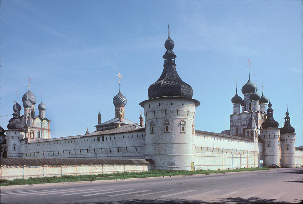 Heavenly visions: Church of St. John the Divine in the Rostov Kremlin ...
