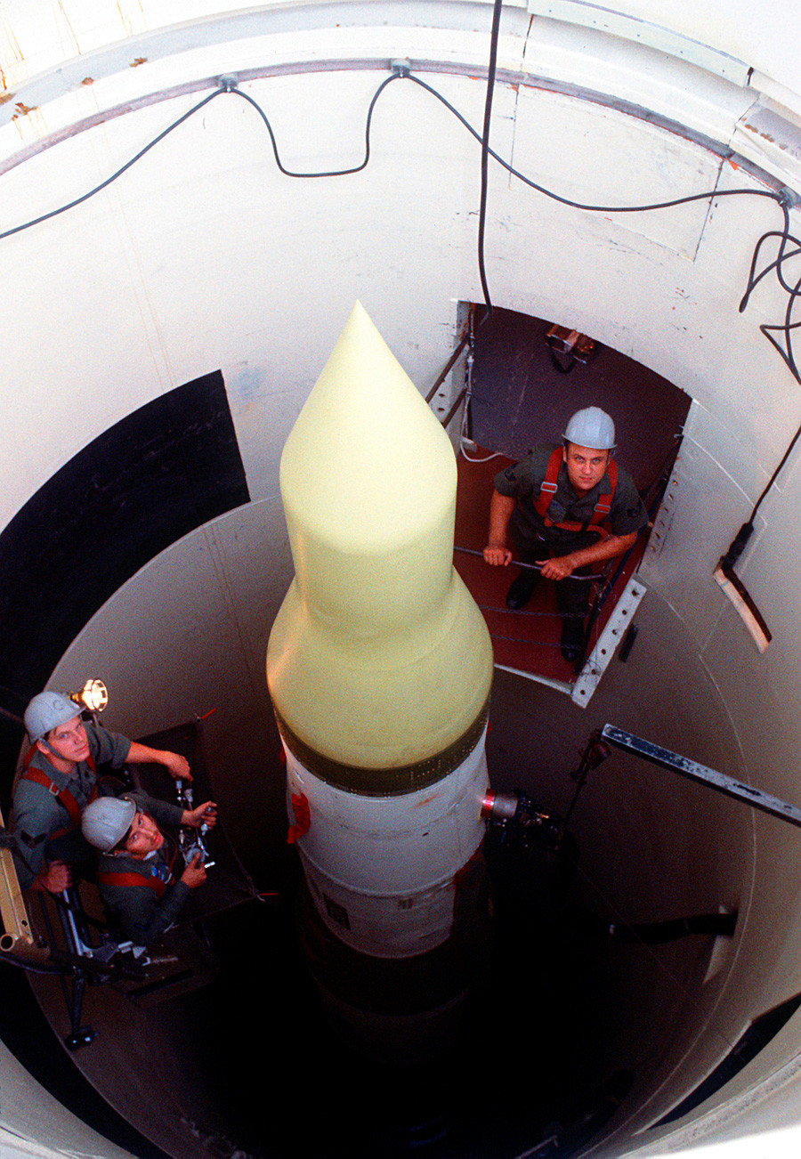How Russia and the US destroy nuclear weapons - Russia Beyond