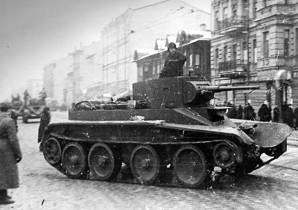 Kako je za samo jedan dan crvenoarmejac Najdin lakim tenkom BT-7 ...