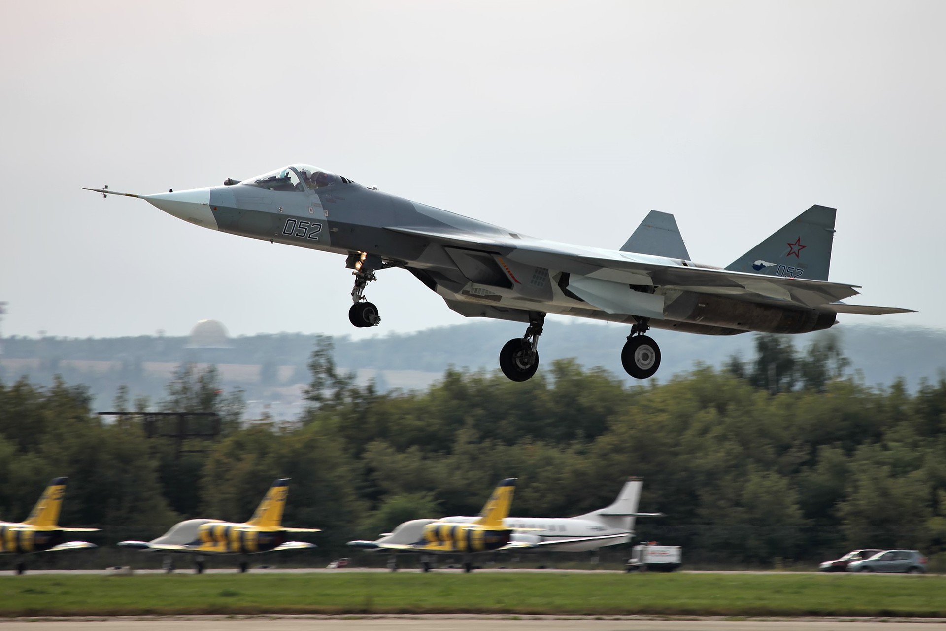 El Su-57, caza ruso de quinta generación, cumple 10 años (Fotos ...