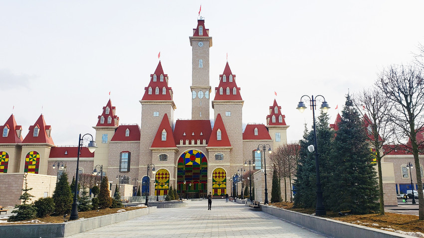 L’Île des Rêves: que vaut réellement le «Disneyland» russe tout juste ...