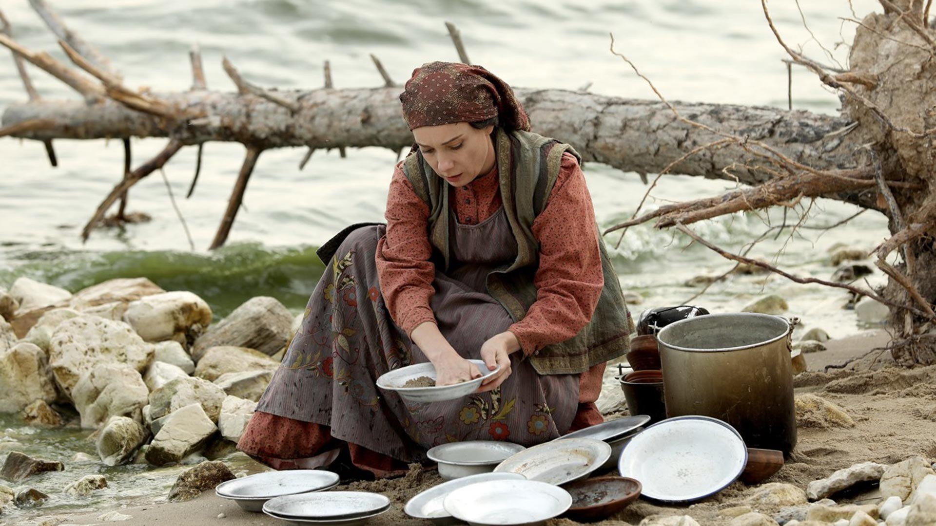 5 Russian books to help survive life in self-isolation - Russia Beyond