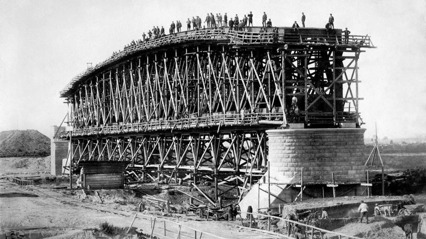 12 amazing photos from major construction sites in Russian and Soviet ...