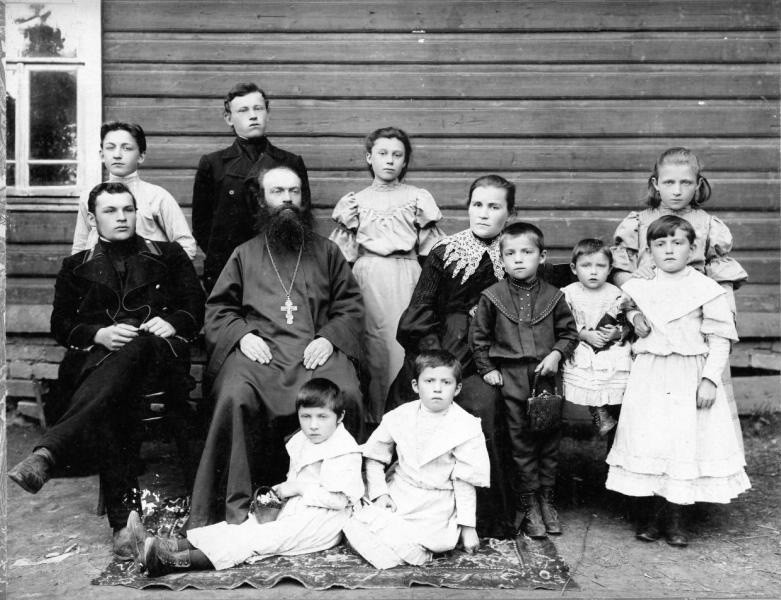 A 20th century Russian family portrait (PHOTOS) - Russia Beyond
