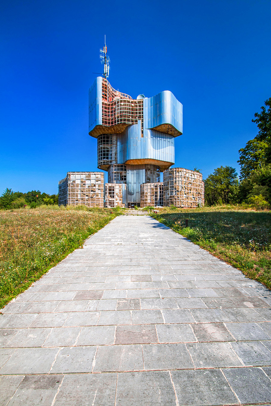 Relics of Constructivist architecture in post-Soviet & former Eastern ...