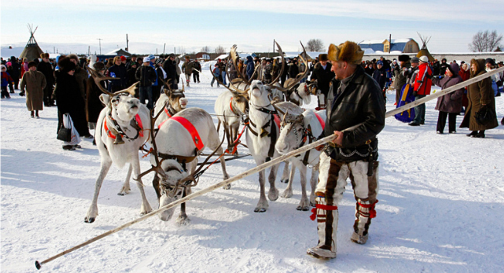 Légendes de la toundra: la vie des Samis, ce peuple éleveur de rennes ...