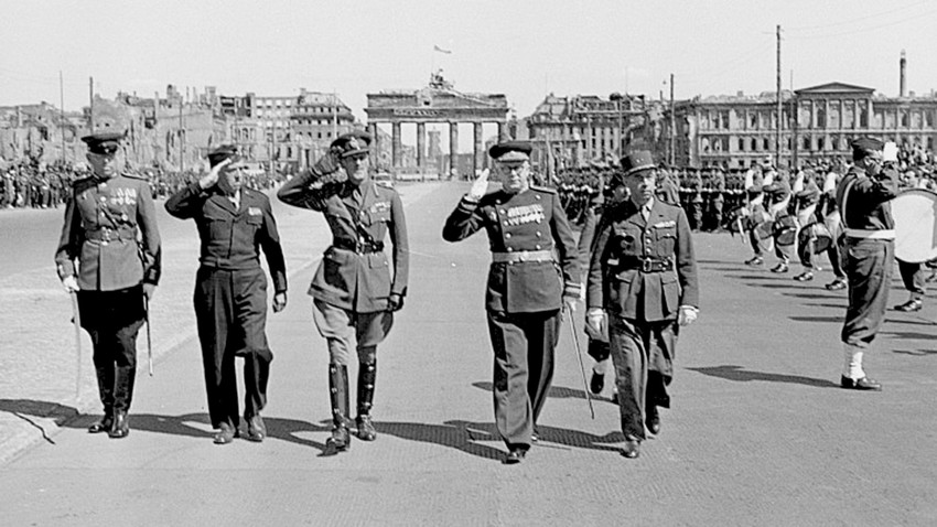 End of WWII Allied Victory Parade Photos | Gunboards Forums