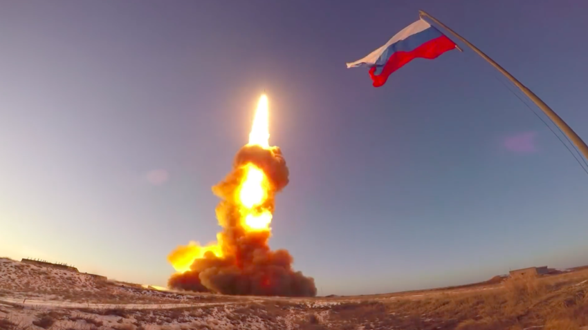 Test des neuen russischen Raketenabwehrsystems (VIDEO) - Russia Beyond DE