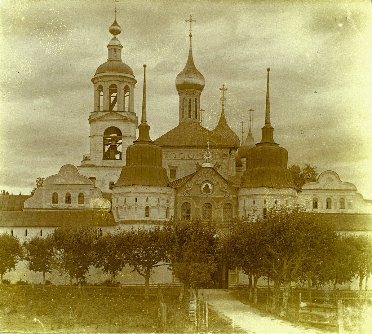 The Tolg Monastery: Inspiration on the Volga River