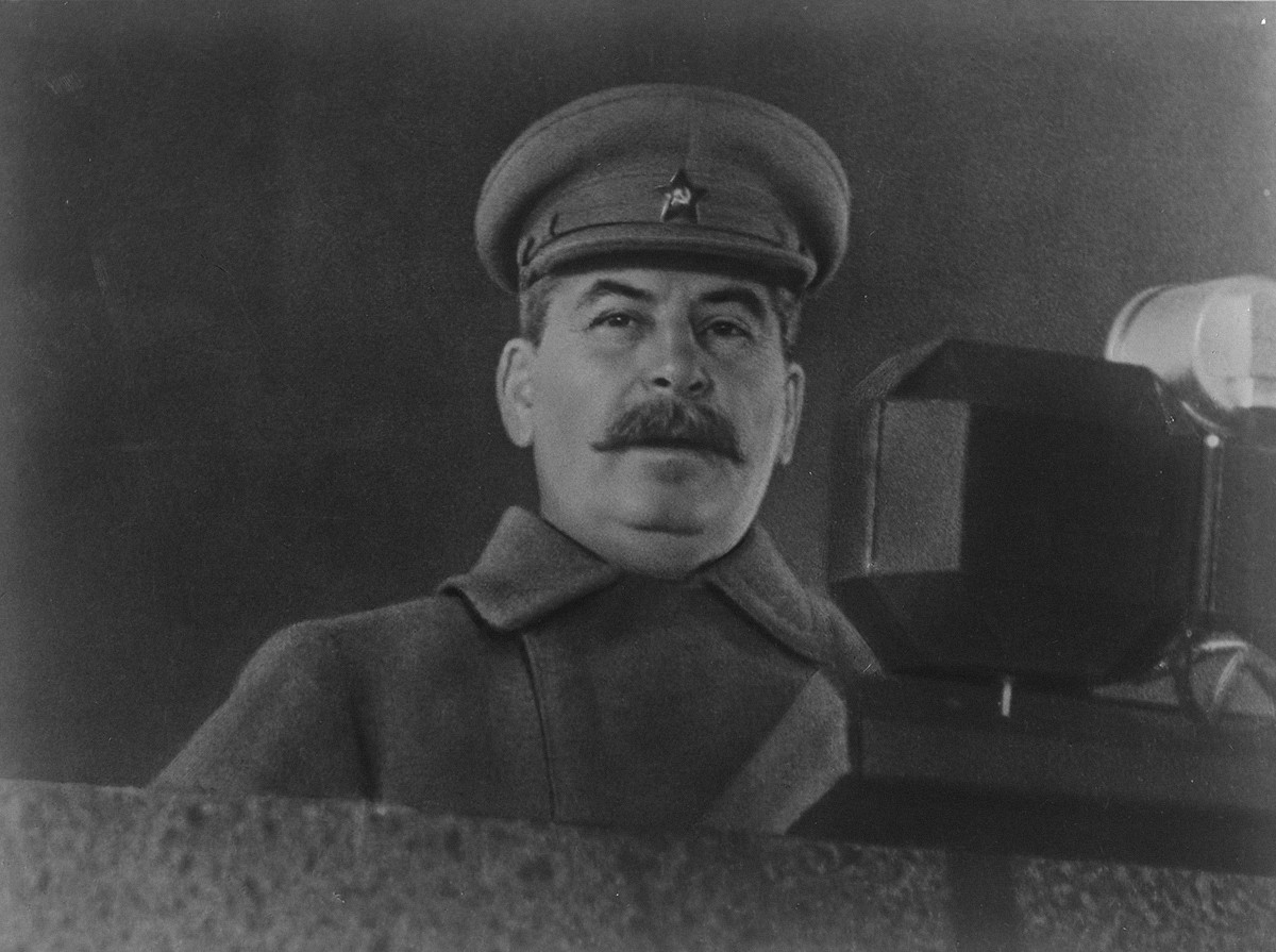 Quels étaient les plans des Soviétiques en cas de prise de Moscou par ...