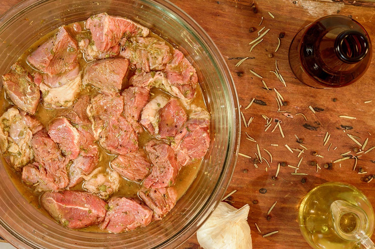 Las 7 formas rusas más deliciosas de marinar carne para la barbacoa ...