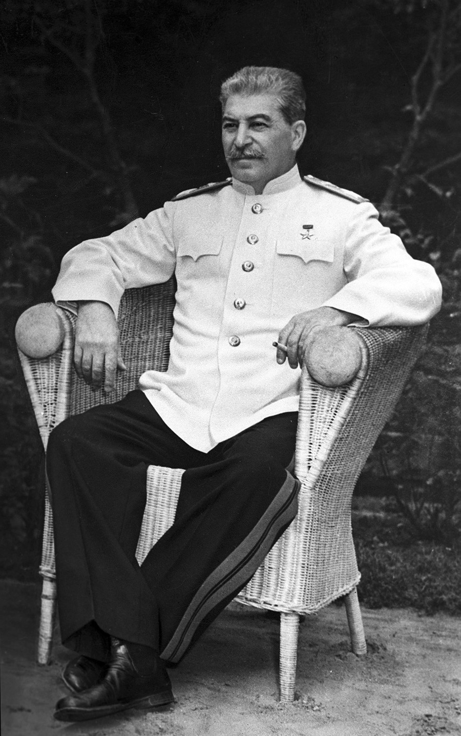 Lima Pakaian Ikonis para Pemimpin Soviet yang Menjadikan Mereka ...