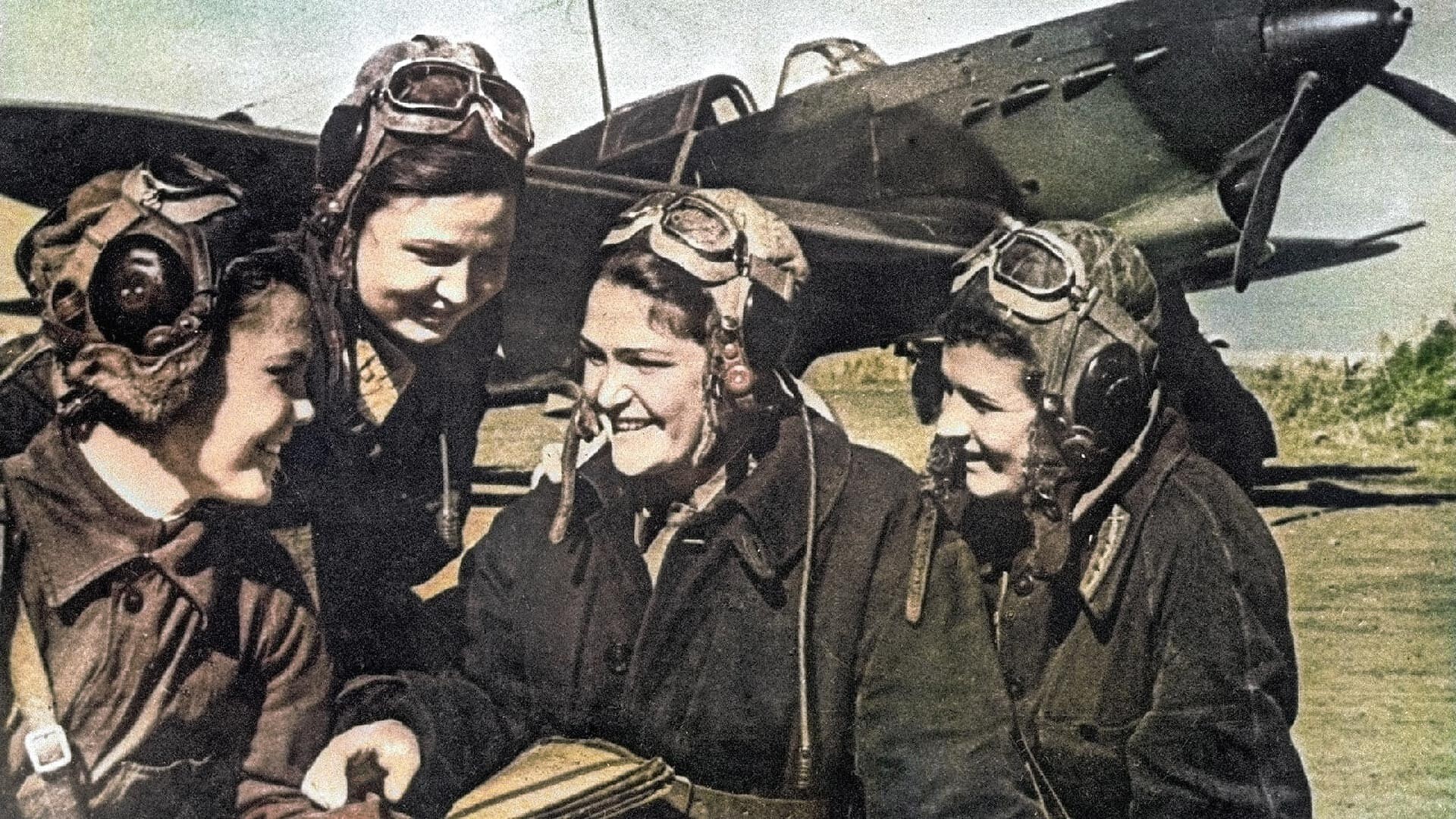 The 10 BEST Soviet female fighter pilots of World War II (PHOTOS ...