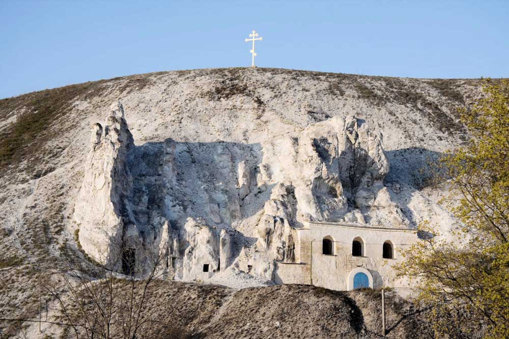 Cave monasteries of Southern Russia - Russia Beyond